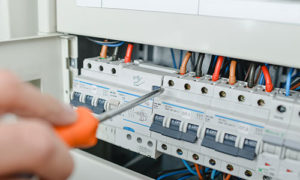 ΑΝΤΙΚΑΤΑΣΤΑΣΗ ΗΛΕΚΤΡΙΚΟΥ ΠΙΝΑΚΑ - ΚΡΕΜΜΥΔΑΣ SERVICE